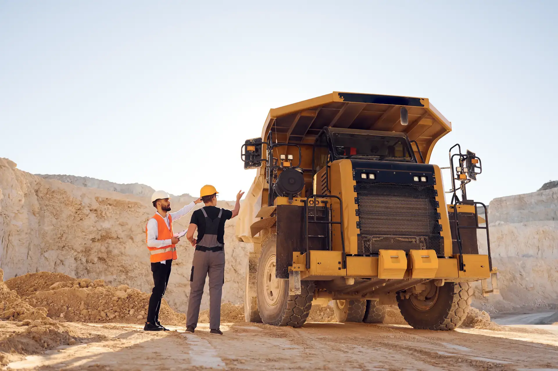 Blind Spots in Heavy Machinery: Enhancing Safety in Mining - Proxicam